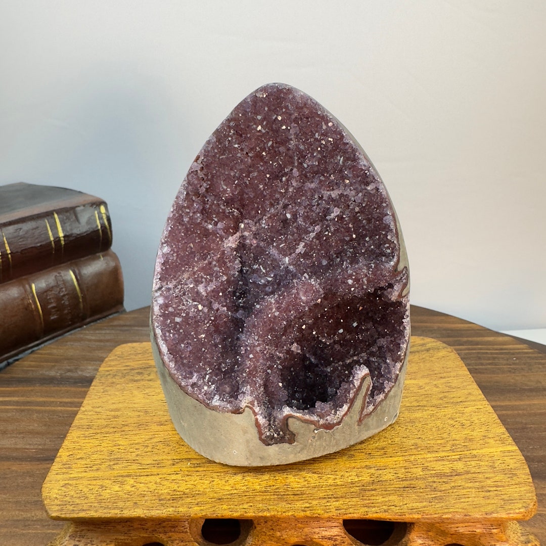 D1121 Natural Red Amethyst Cluster | Cathedral Amethyst | Mountain ...