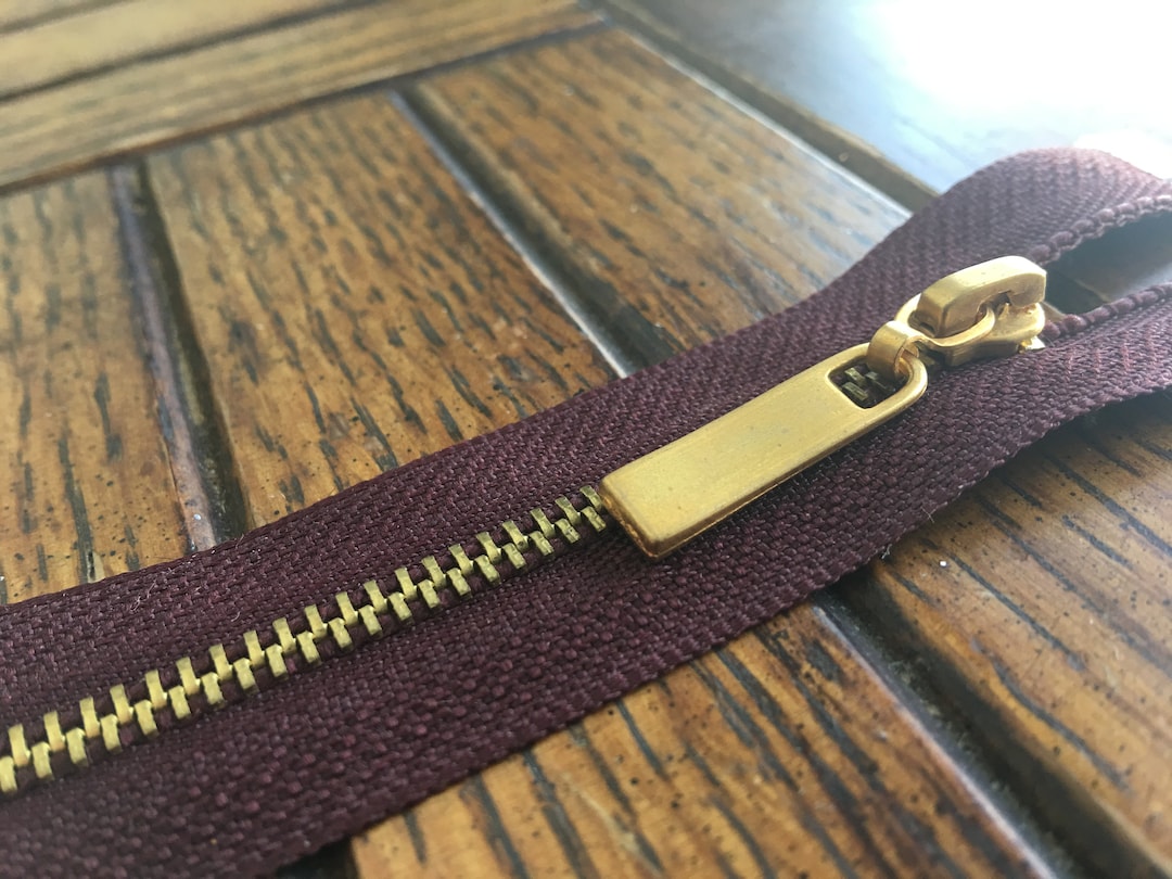 Zippers (2 Pieces) 19" Deep Cranberry W/#3 Solid Brushed Brass Chunky ...