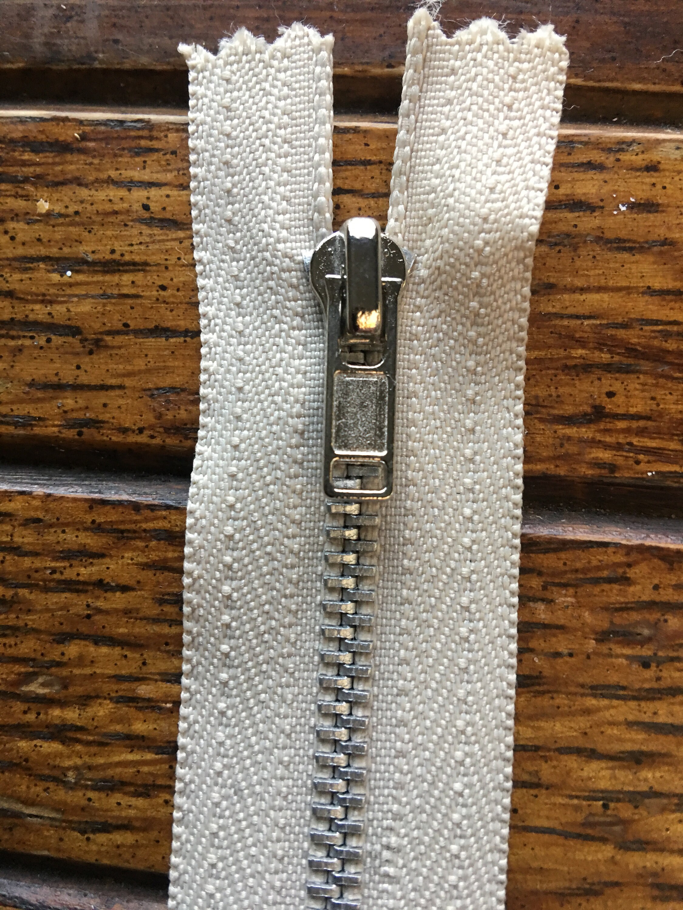 4 Inch Open Top Tan Zipper W/silver Teeth & Pulls first - Etsy Denmark