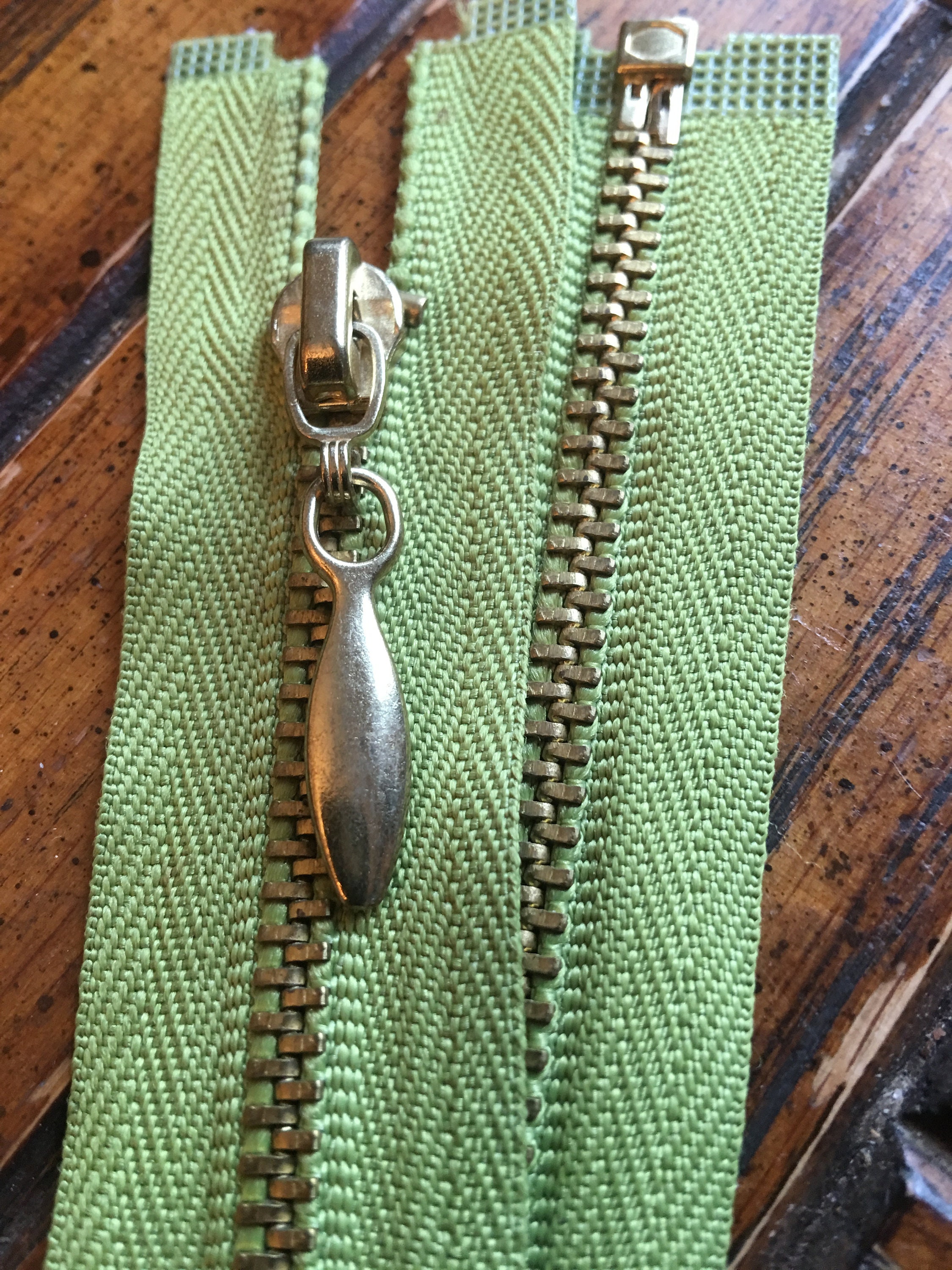 20 Inch Spring Green Zipper w/4.5 Solid Brass Teardrop Pull | Etsy