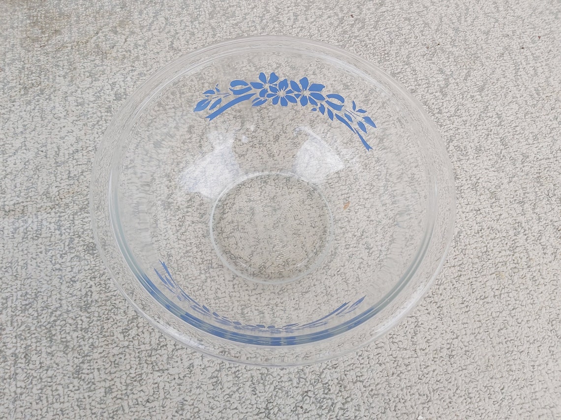 Pyrex Blue Flower Ribbon 323 Mixing Bowl 1.5L. - Etsy Canada