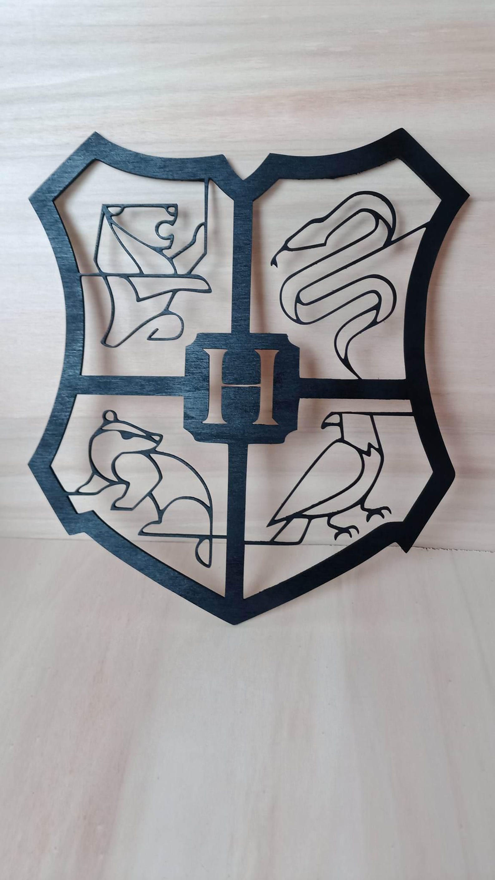 Hogwarts Minimal Crest – DXF & SVG Files for Laser Cutting – Wizarding ...