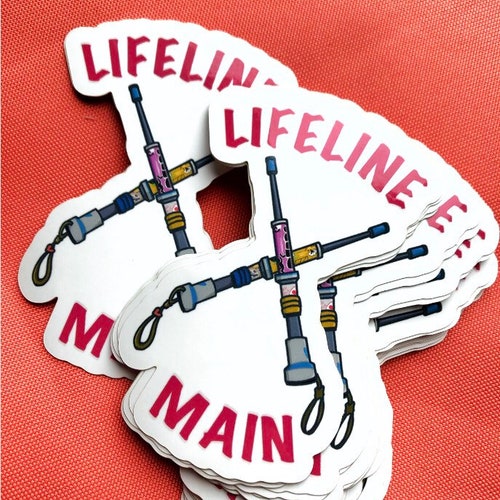 Apex Legends Lifeline Main Heirloom Sticker - Etsy