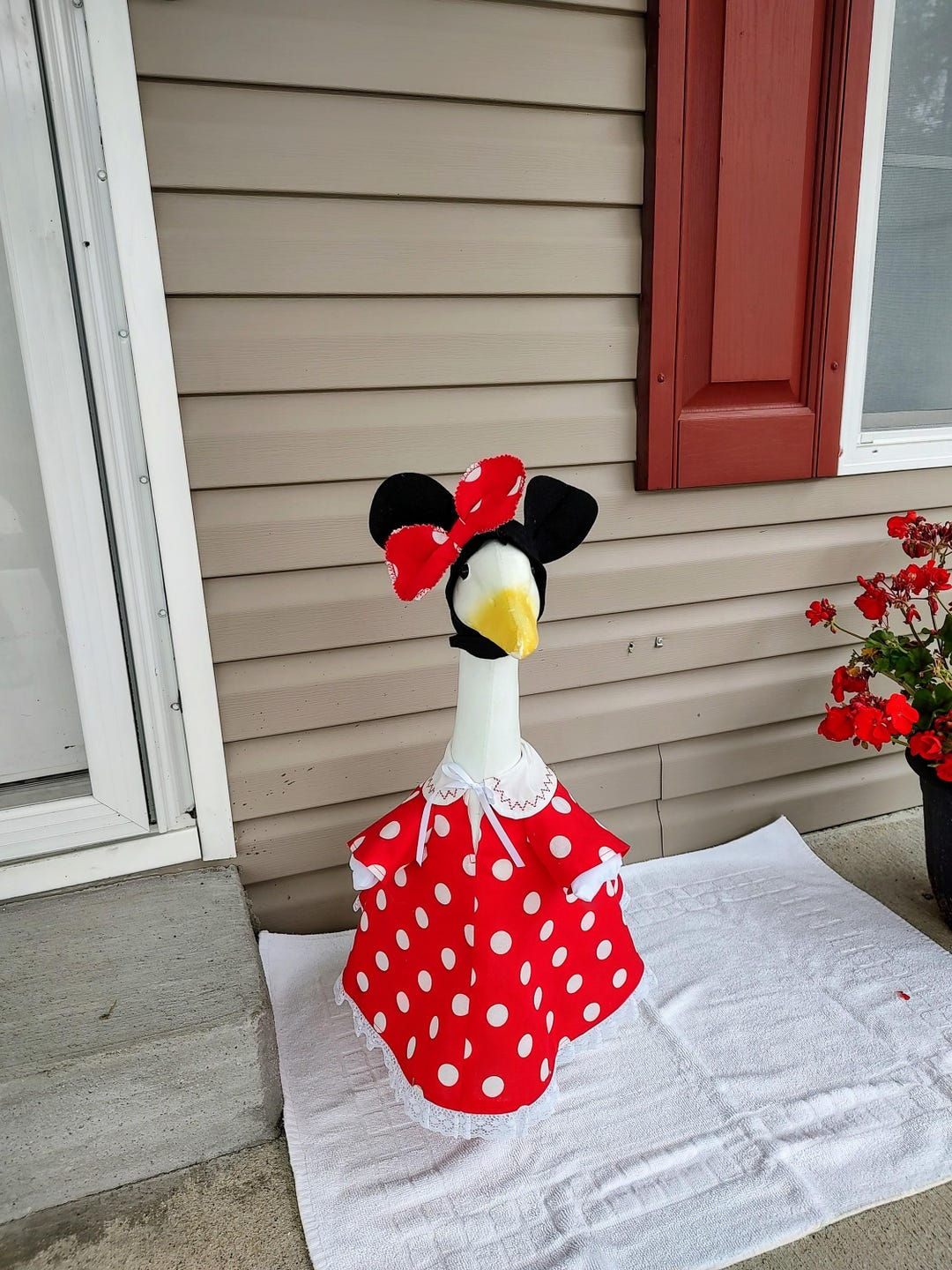 Minnie Mouse Goose Outfit: Red Polka Dot Dress, Black Felt Headpiece - Etsy