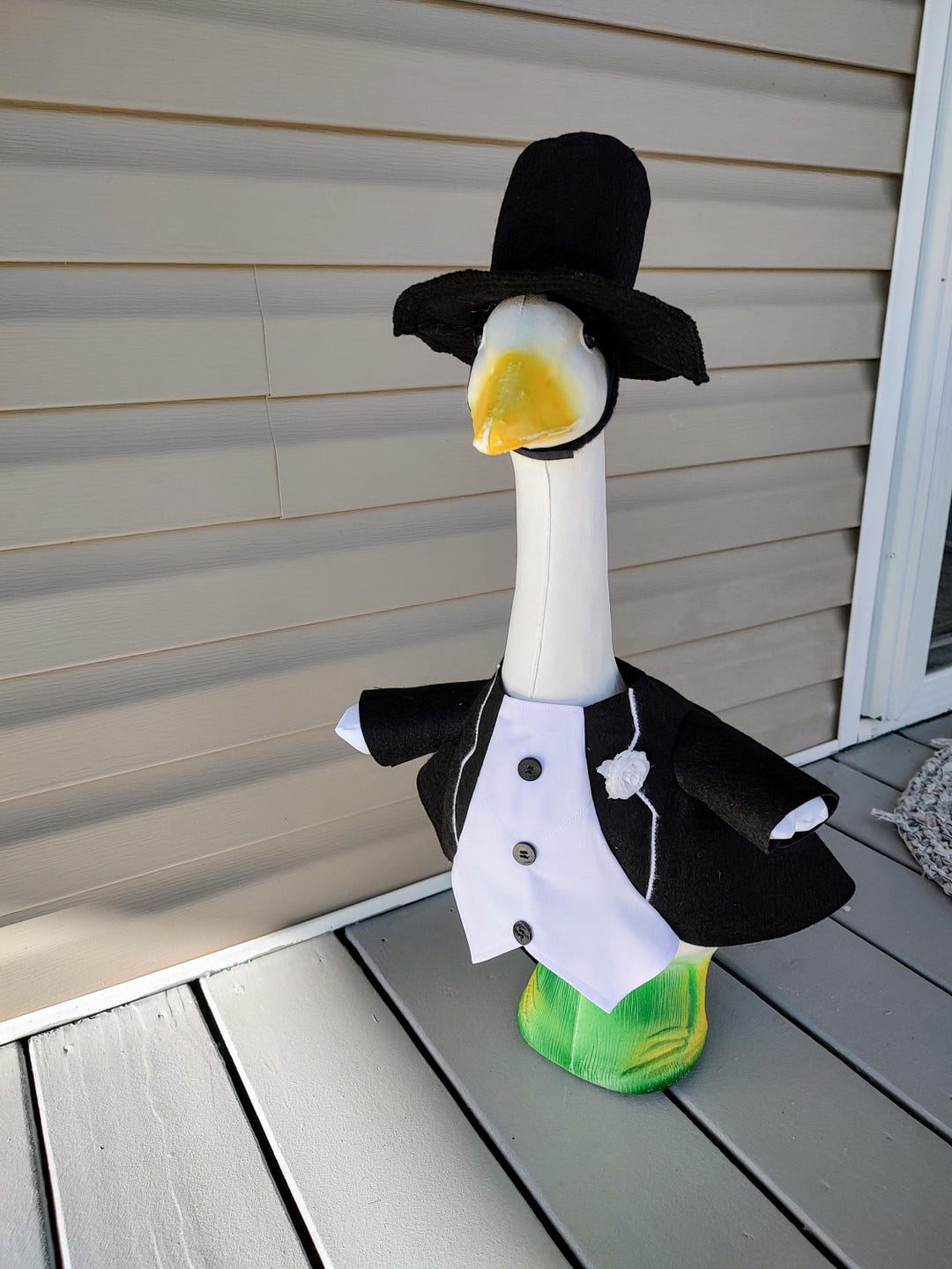 Goose Outfit - Formal Black Tuxedo for 23 to 25 Inch Plastic and Cement ...