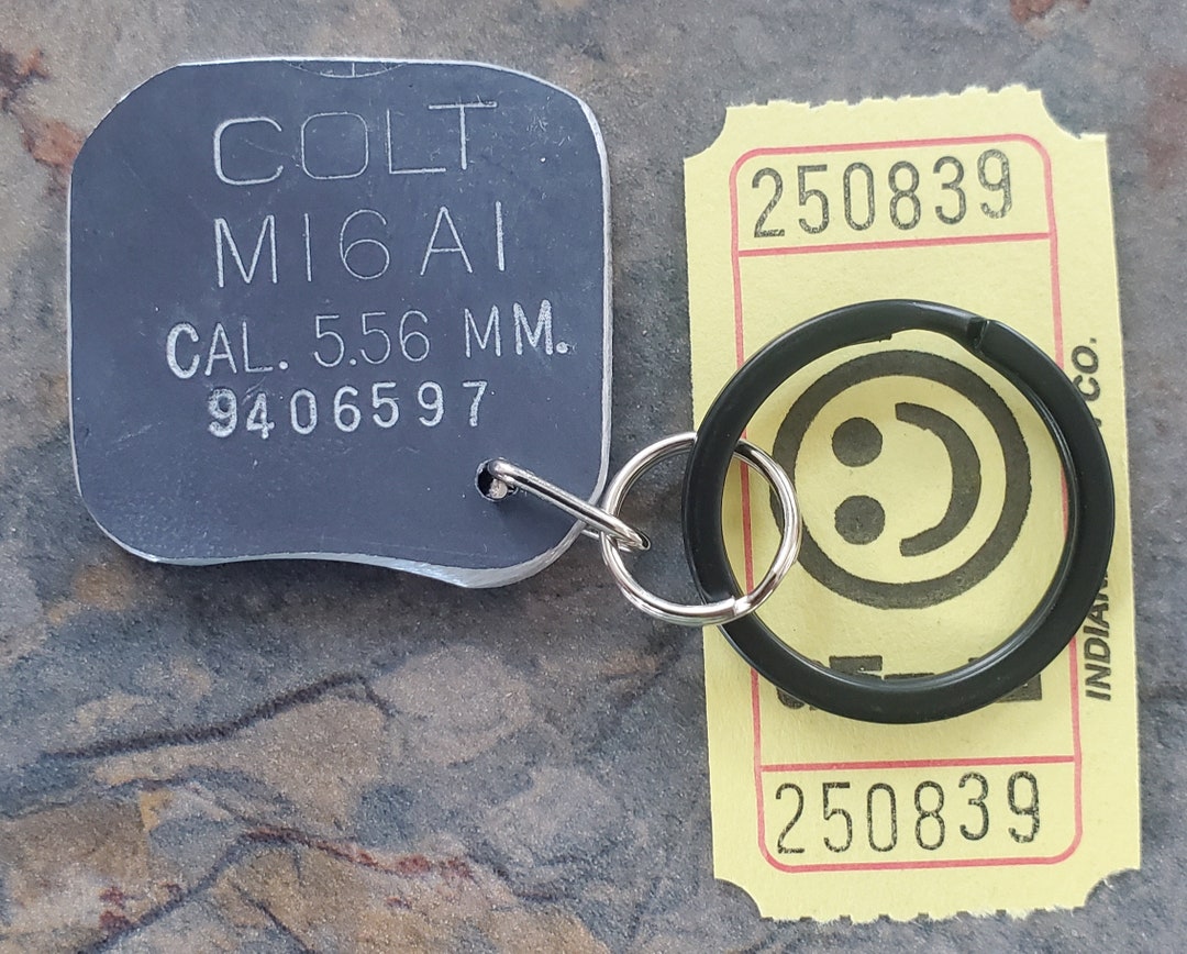 Colt M16A1 Keychain - Etsy