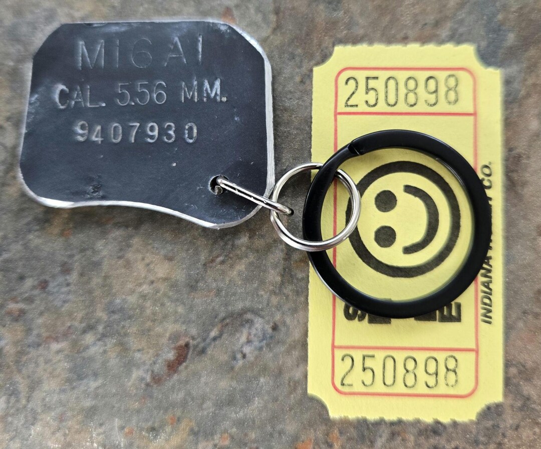 Colt M16A1 Keychain - Etsy