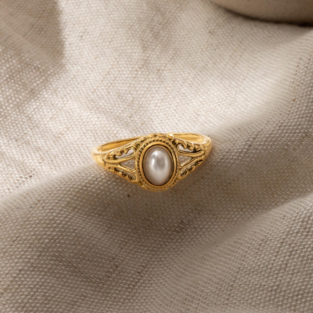 18K Gold Victorian Pearl Ring, Vintage Pearl Ping, Statement Ring ...