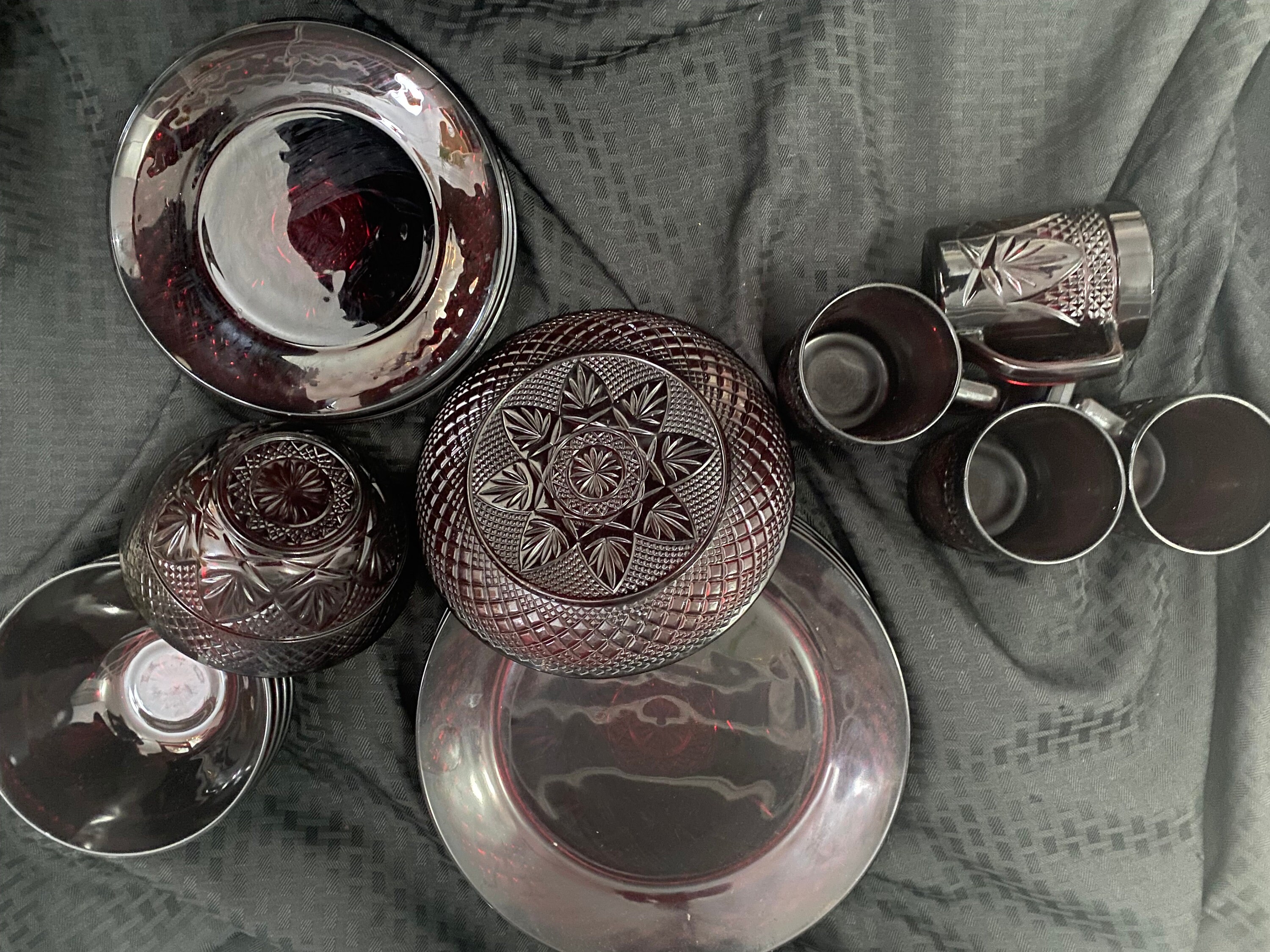 Ruby Depression Glass 4 Place Setting - Etsy