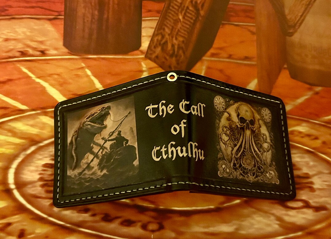 The Call of Cthulhu Wallet With 6 Cardholders - Etsy
