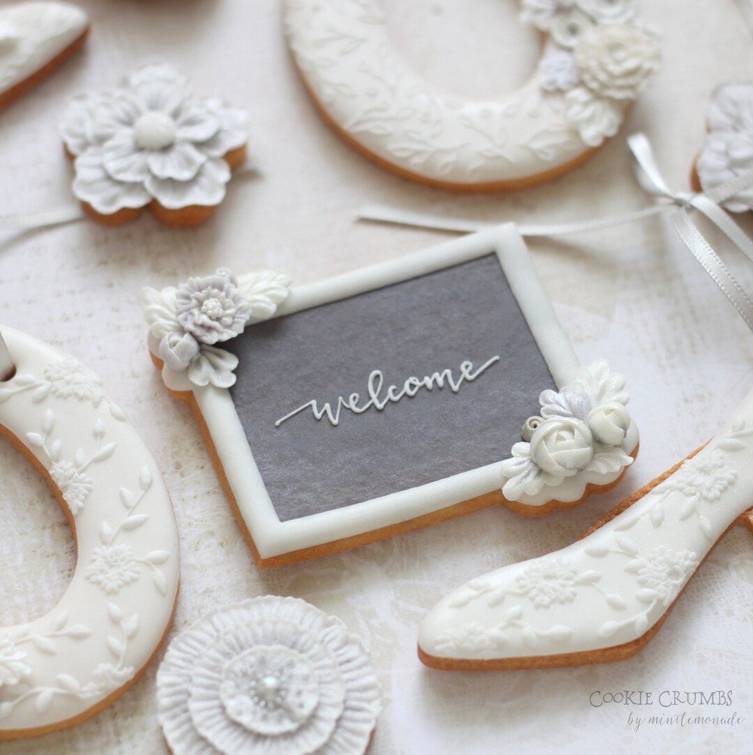 Cookie Crumbs Flower Plaque Cookie Cutter 00355 - Etsy
