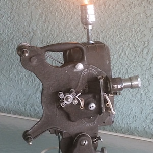 Repurposed Vintage Movie Projector Table Lamp - Etsy