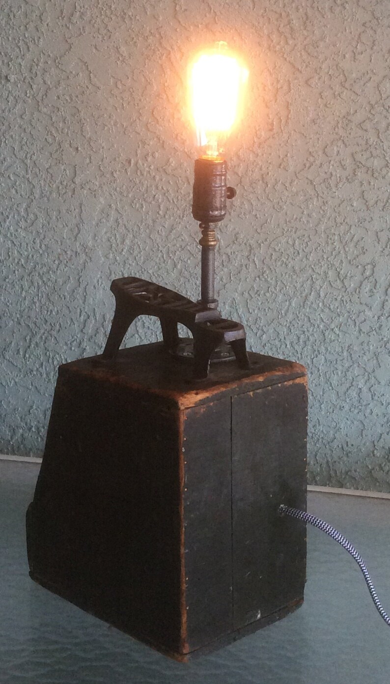 Repurposed Vintage Shoe Shine Box Lamp - Etsy