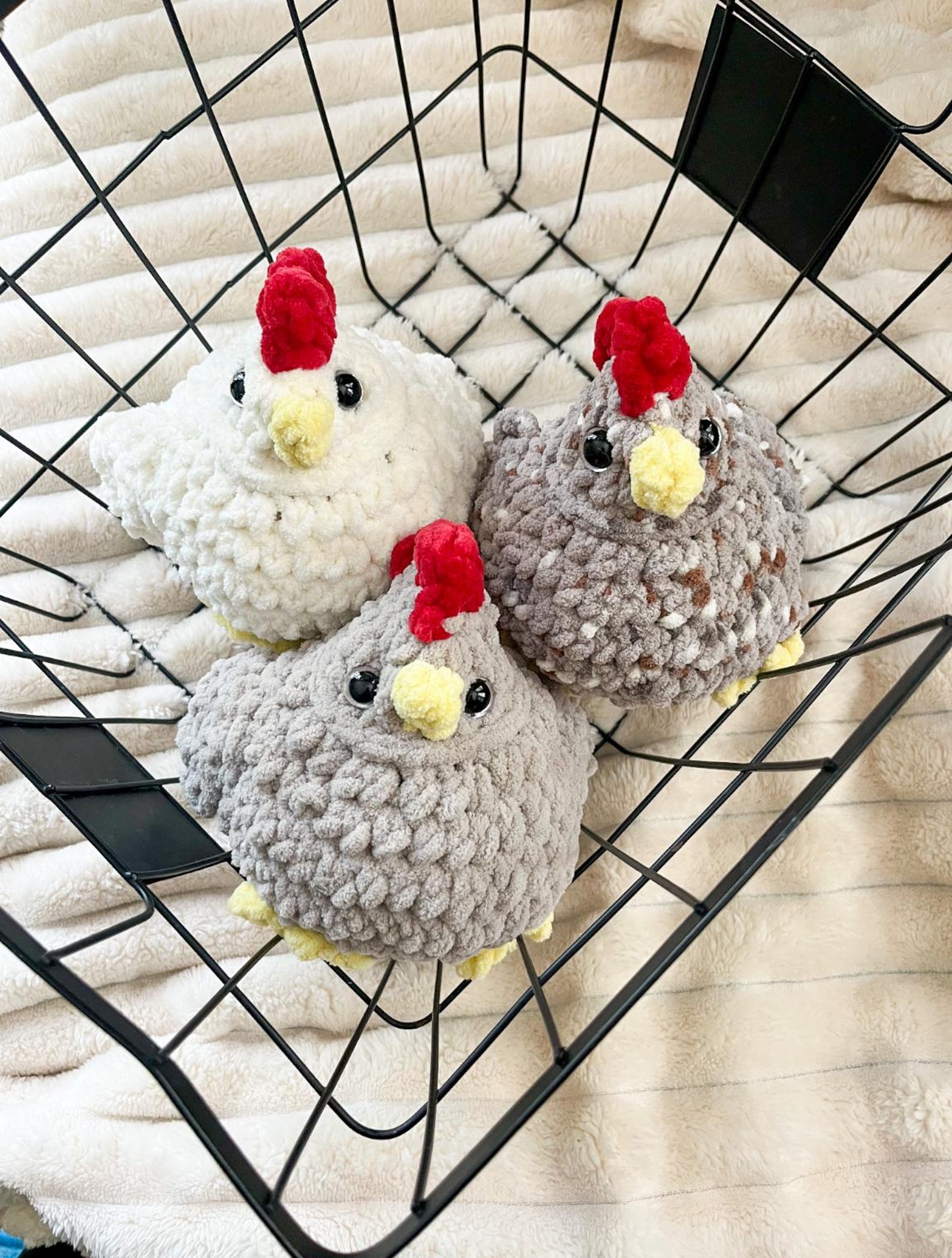 Henrietta Chicken - Crochet Pattern, Amigurumi Chicken Plushie Crochet ...