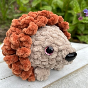 Prickles the Hedgehog CROCHET PATTERN, Amigurumi Plushie Pattern, Easy ...