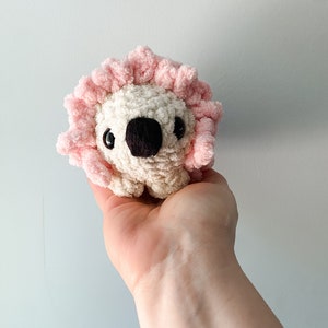 Prickles the Hedgehog CROCHET PATTERN, Amigurumi Plushie Pattern, Easy ...
