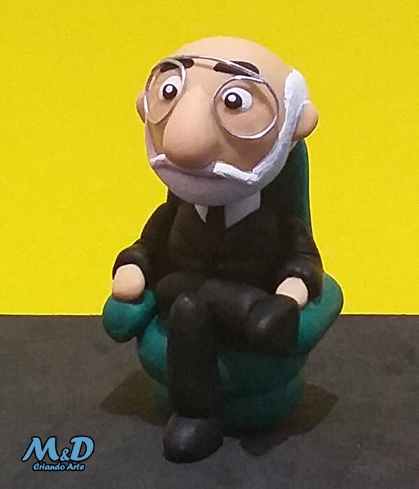 Sigmund Freud in the Armchaire / Figurine Freud / Freud - Etsy