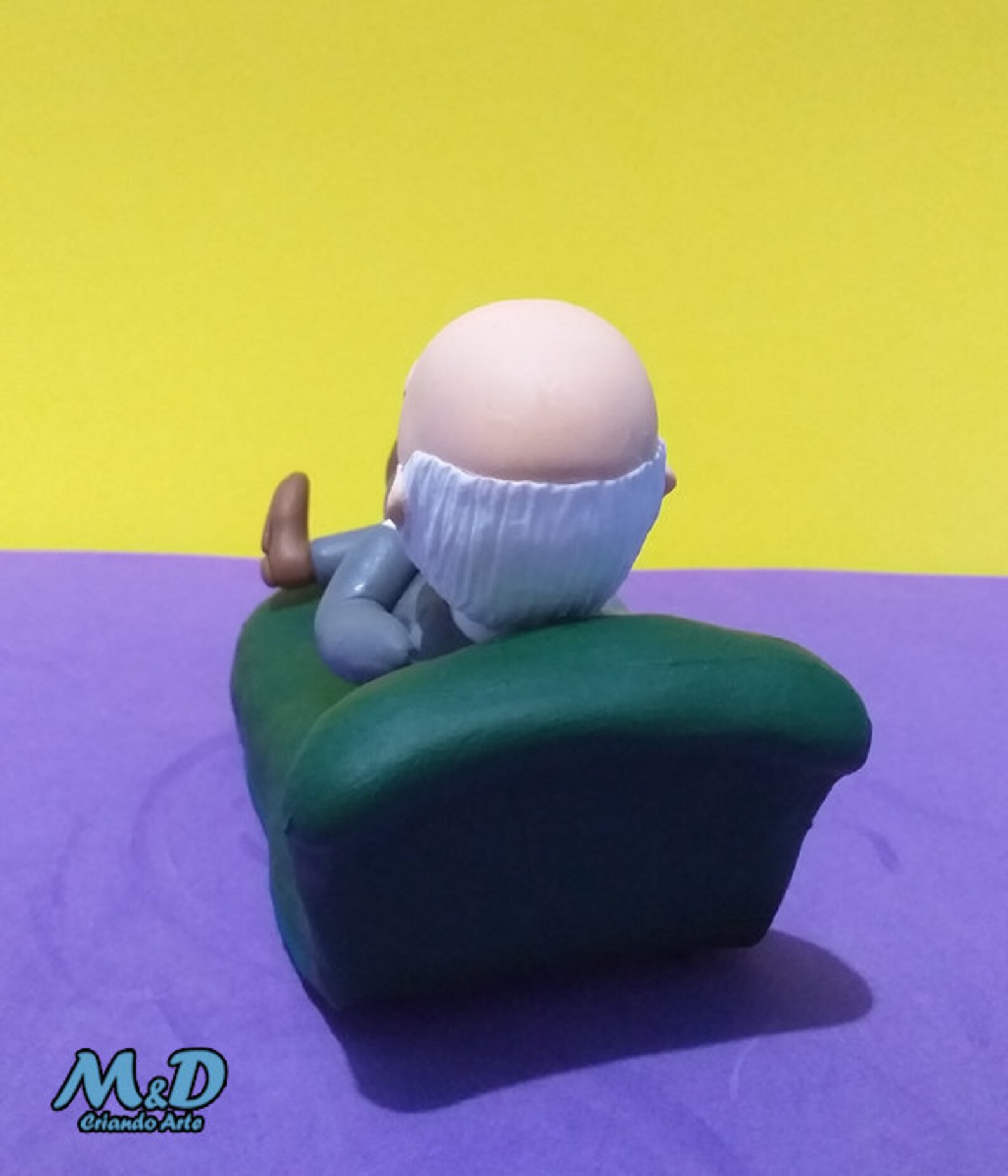 Sigmund Freud Reflecting on the Divan / Freud Figurine / Freud - Etsy