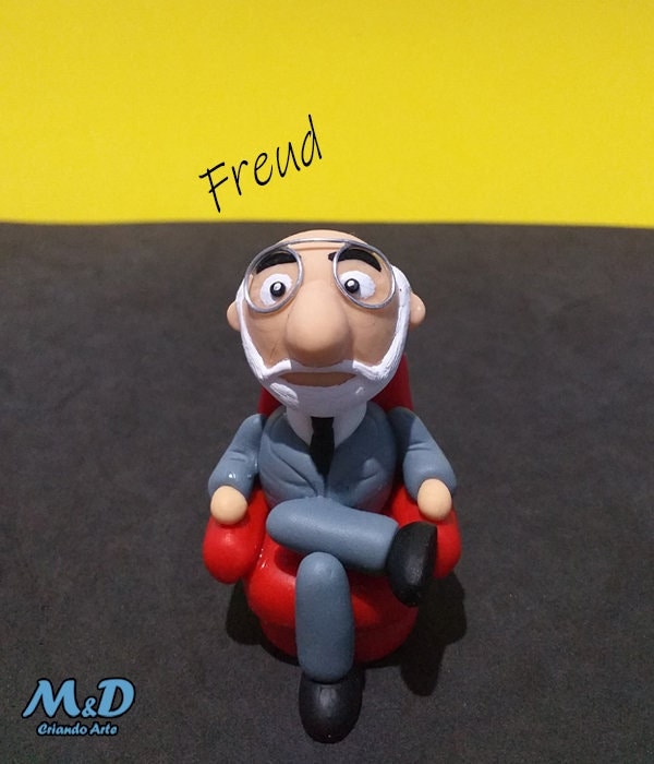 Sigmund Freud in the Armchaire / Figurine Freud / Freud Handmade Figure ...