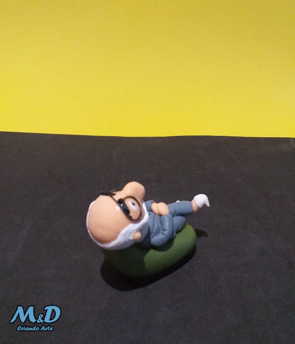 Sigmund Freud Relaxing on the Divan / Freud Figurine / Freud - Etsy