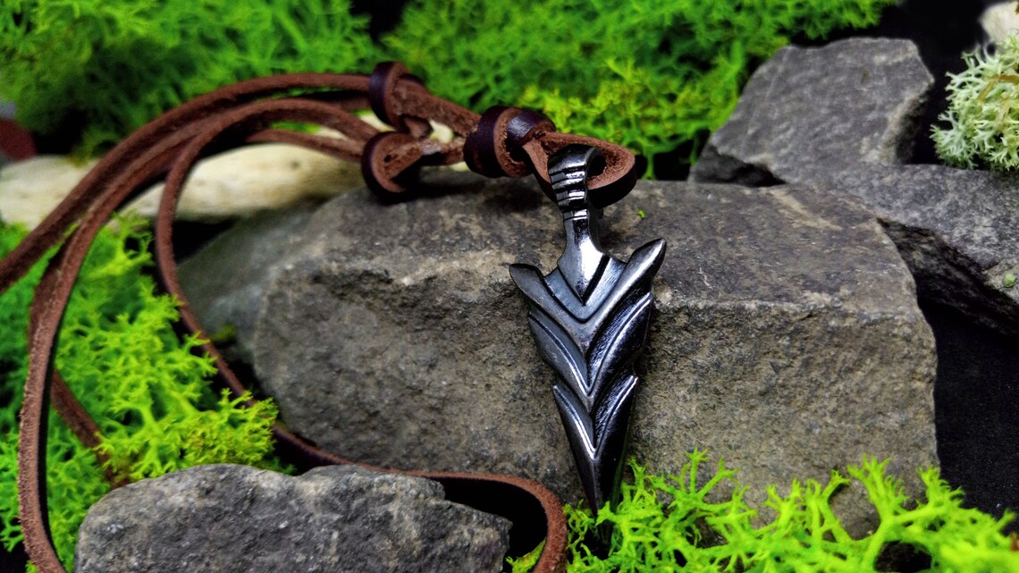 Black Arrow Rune Glow In The Dark Celtic Necklace Pendant | Etsy