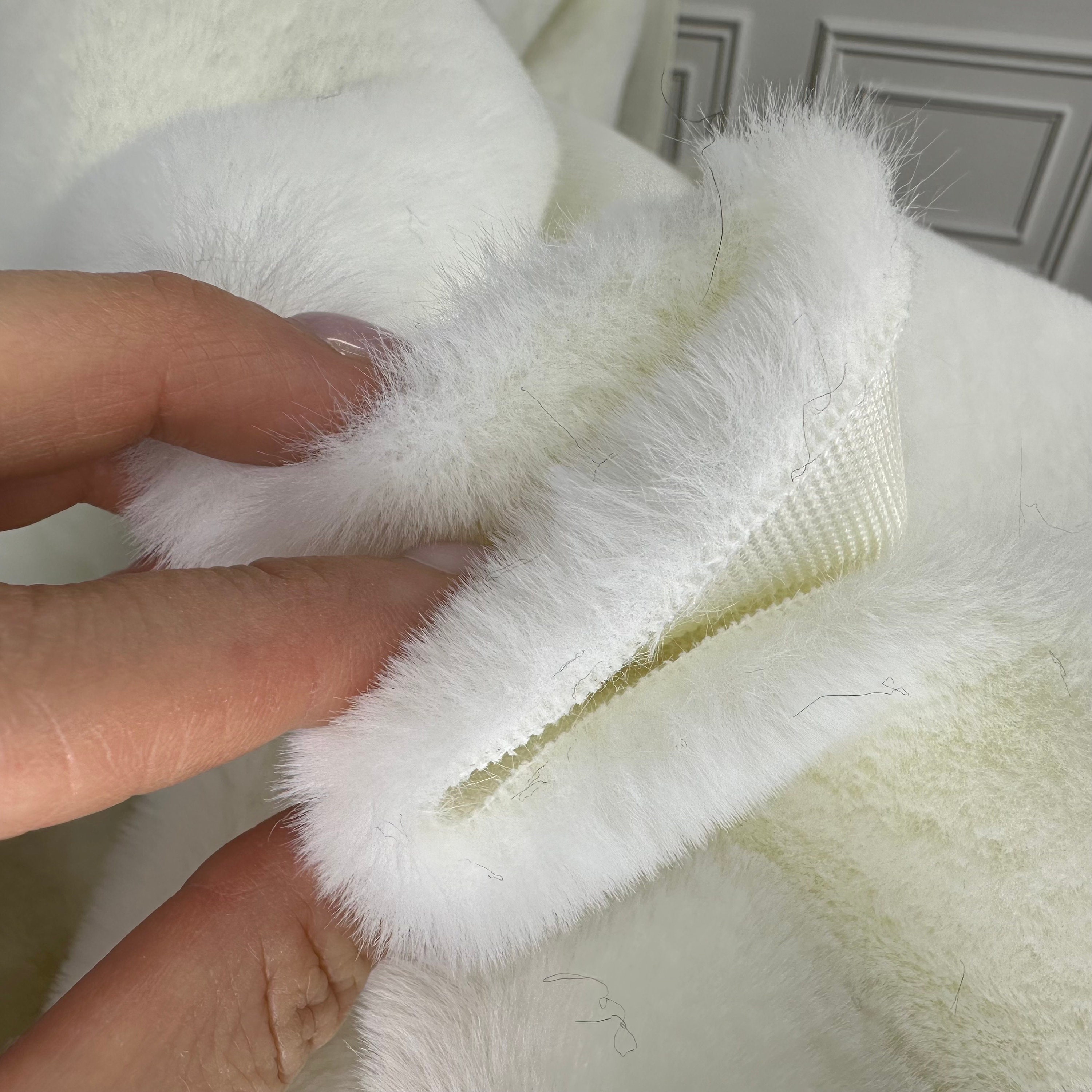 WHITE Colour Faux Fur Fabric in Craft Squares 20x20 Inch (50x50cm ...