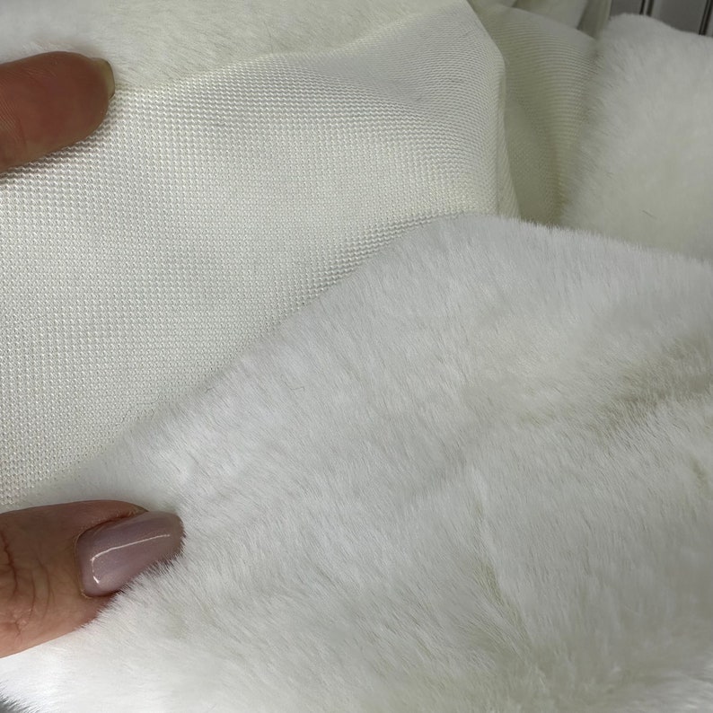 WHITE Colour Faux Fur Fabric in Craft Squares 20x20 Inch (50x50cm ...