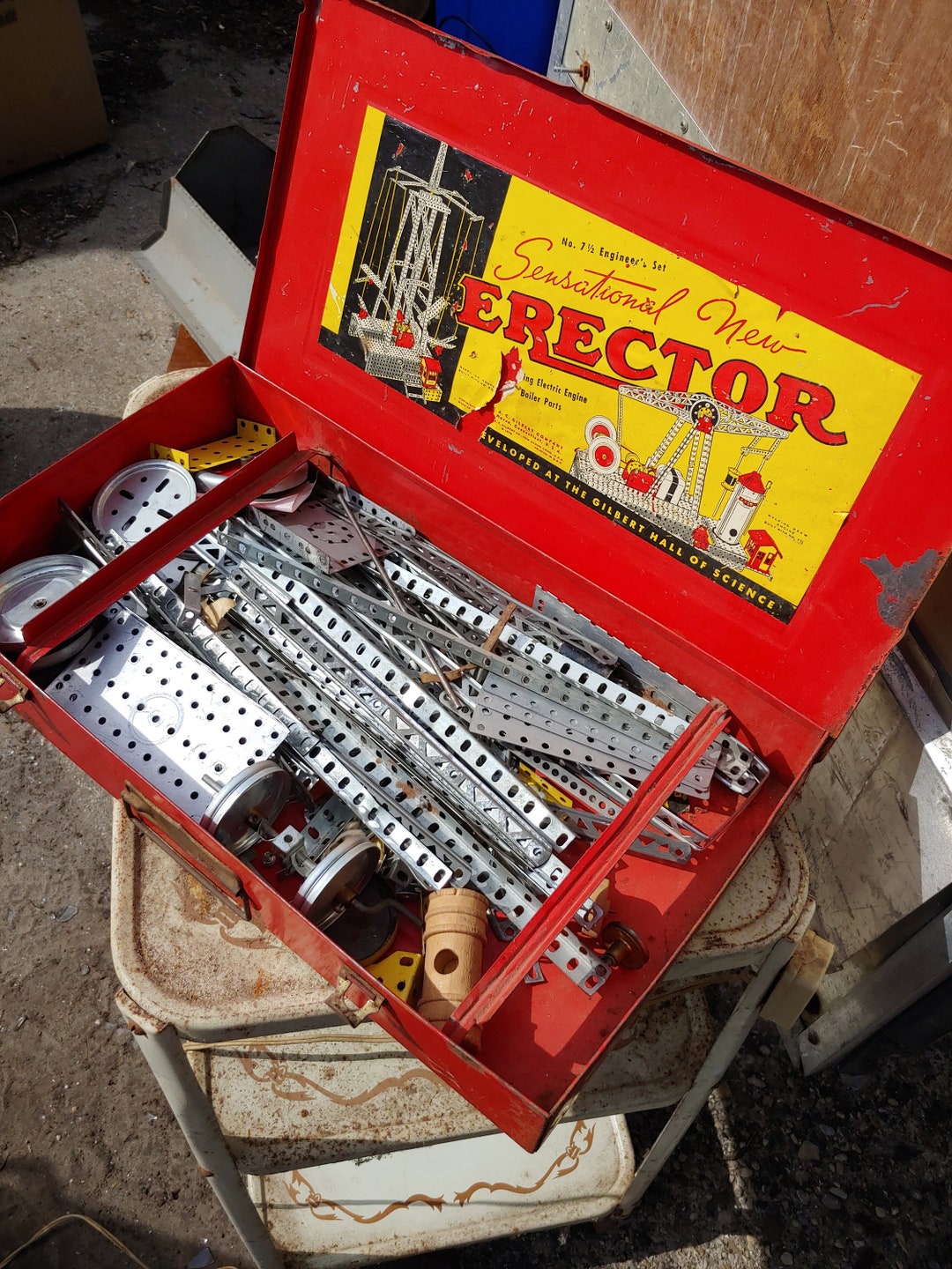1948 Erecter Set Tin Tool Box Childrens Dad and Me Garage Decor Daddys ...