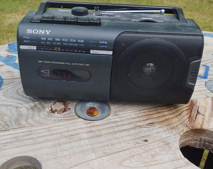 Vintage SONY FM/AM Radio Cassette Recorder Cfm10 Player Boombox Radio ...