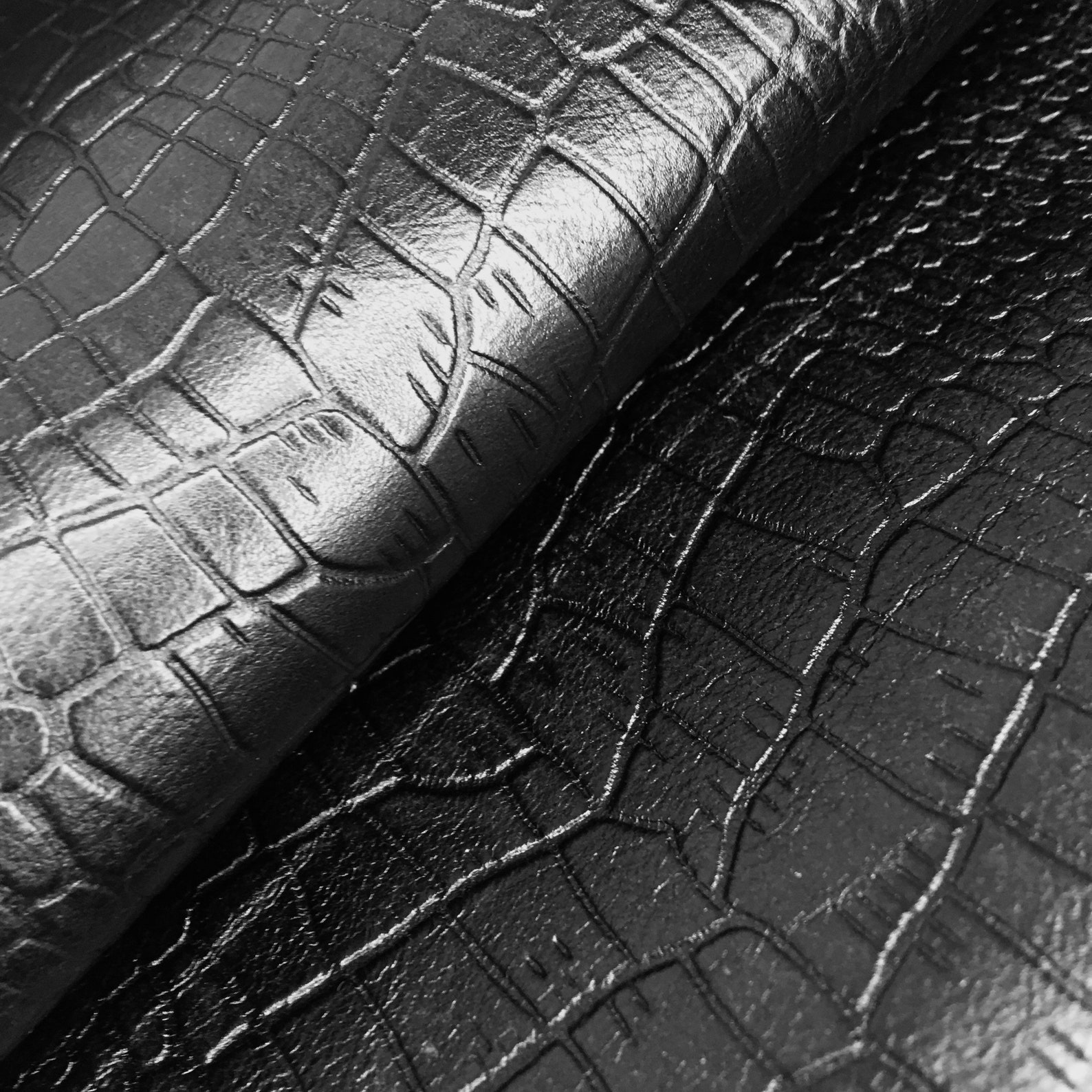 ITALIAN LEATHER Crocodile Emboss Leather Black/blue/white | Etsy