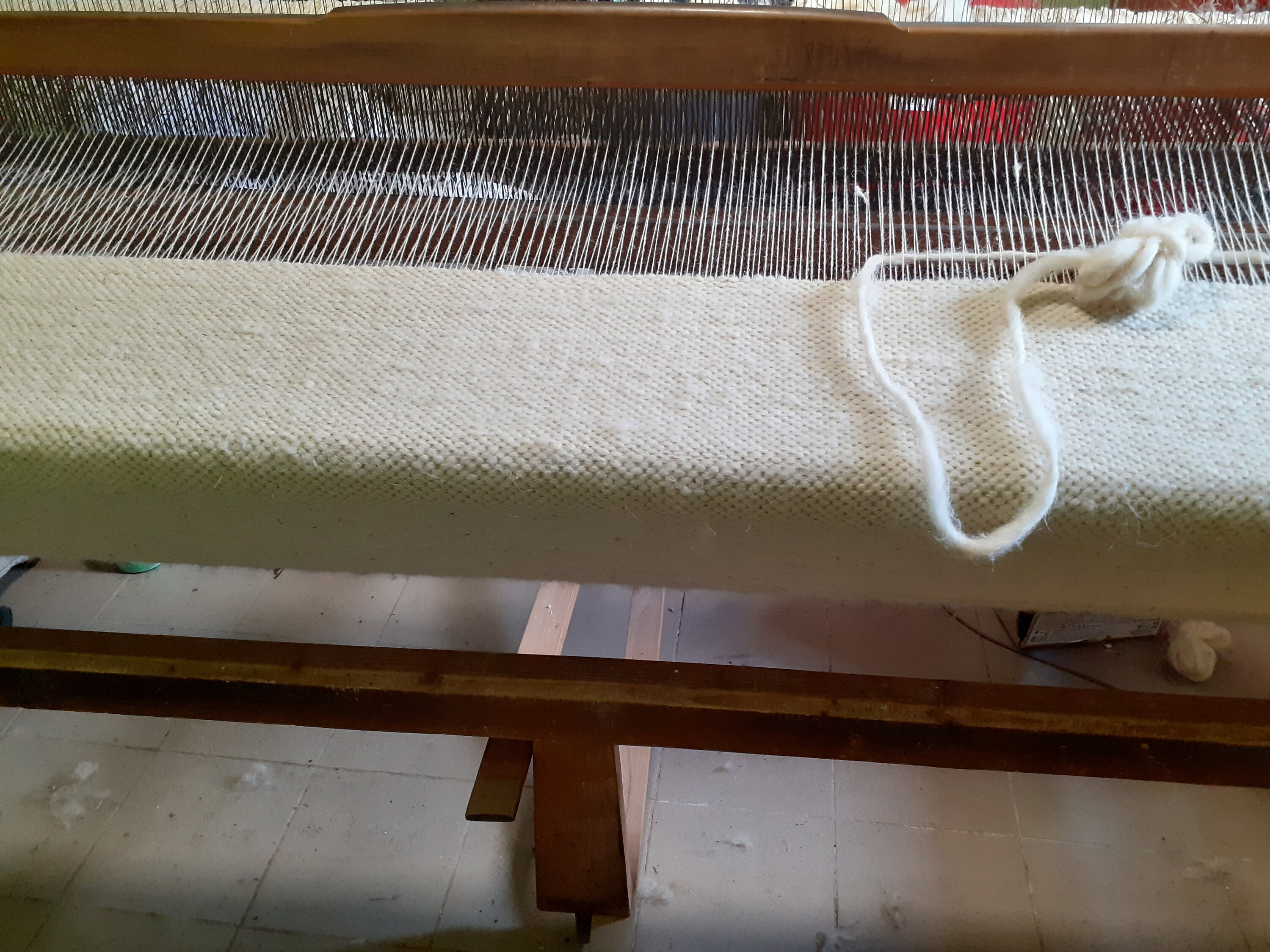 Handmade Wool Blanket Lizhnyk, White Queen Size Sheep Wool Bedcover ...
