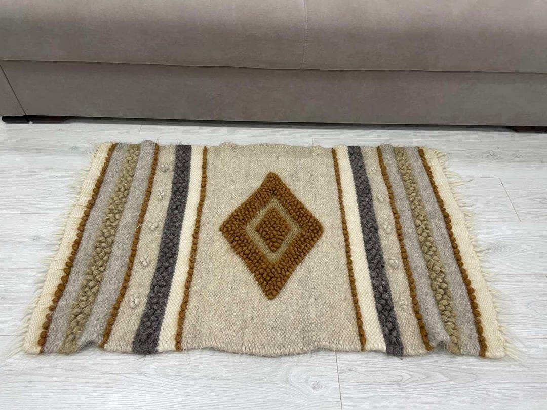 Hutsul Wool Blanket Lizhnyk, Sheep Wool Rug, Woven Wool Art, Bedspread ...