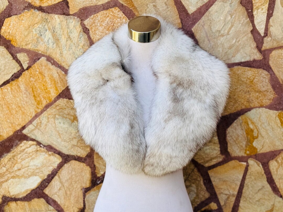 Gorgeous Real Fox Fur Collar Natural Detachable - Stylish Statement ...