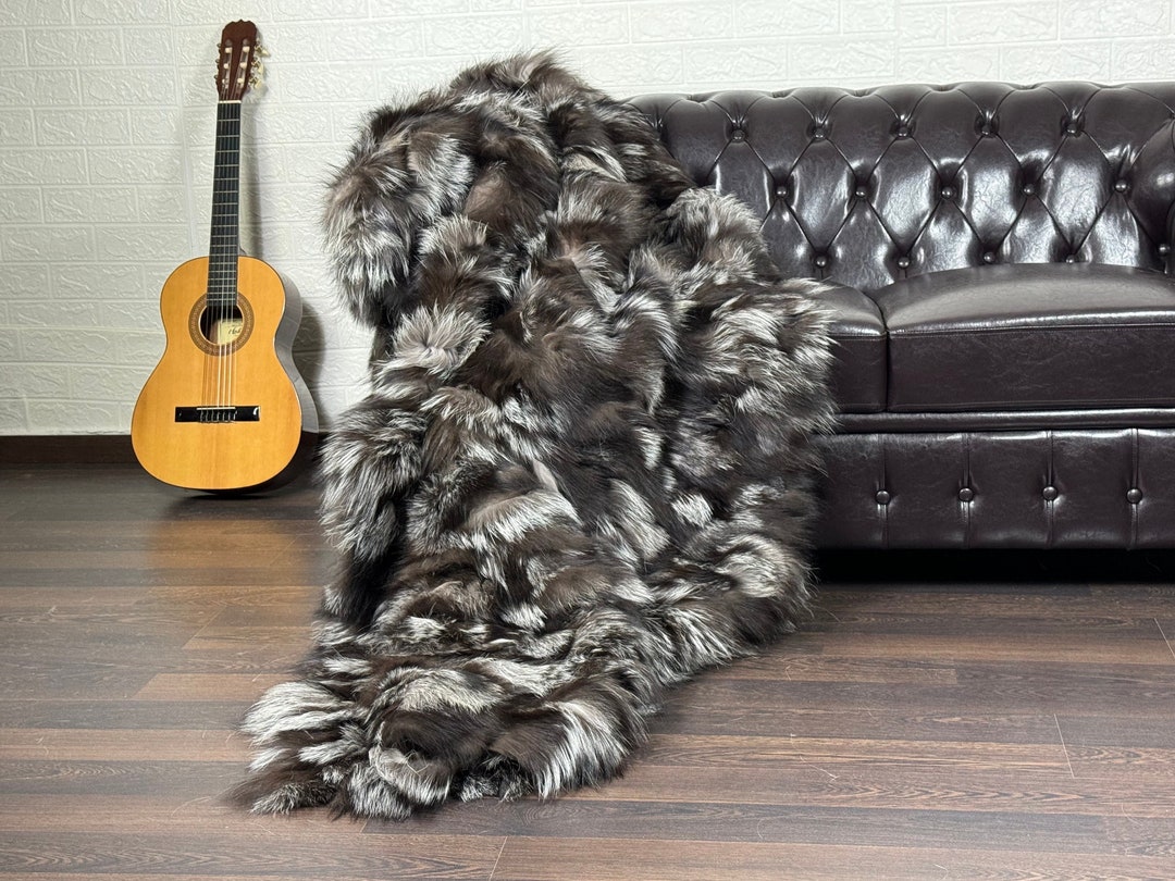 Luxurious Real Fox Fur Rug Silver - Handcrafted Natural Fox Fur Throw ...