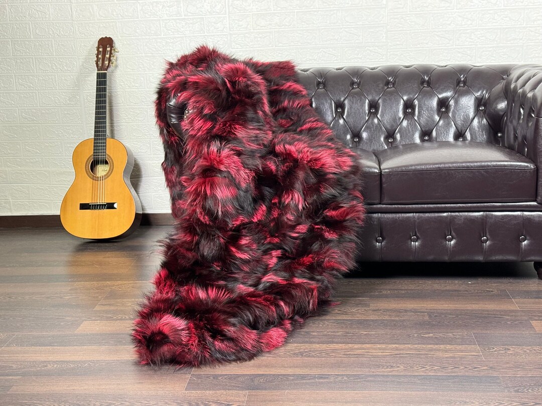Luxurious Real Fox Fur Rug Black Red - Handcrafted Natural Fox Fur ...