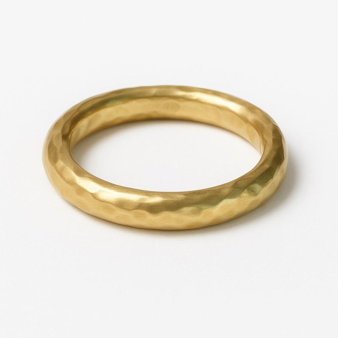 Solid Gold Hammered Ring – Minimalist Wedding Band, Round Shape Wedding ...