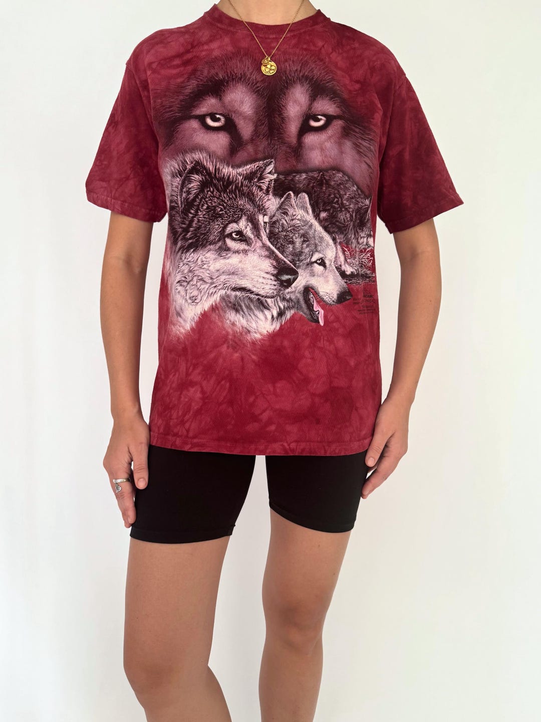 2000s Vintage Red Wolf Pack Wolves Faded Graphic Short Sleeved Tee ...