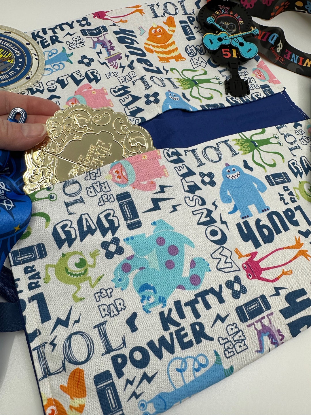 Run Medal Bag 4 Slot Pouch Medals Medal Bag Holder Runner Gift Monster ...