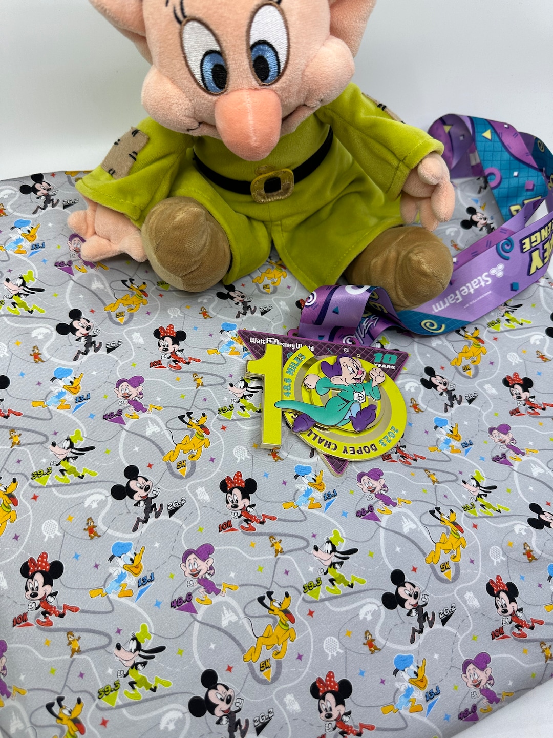 Dopey Challenge Race Medal Bag Holder 6 Pocket Dopey Runner Gift Holder ...