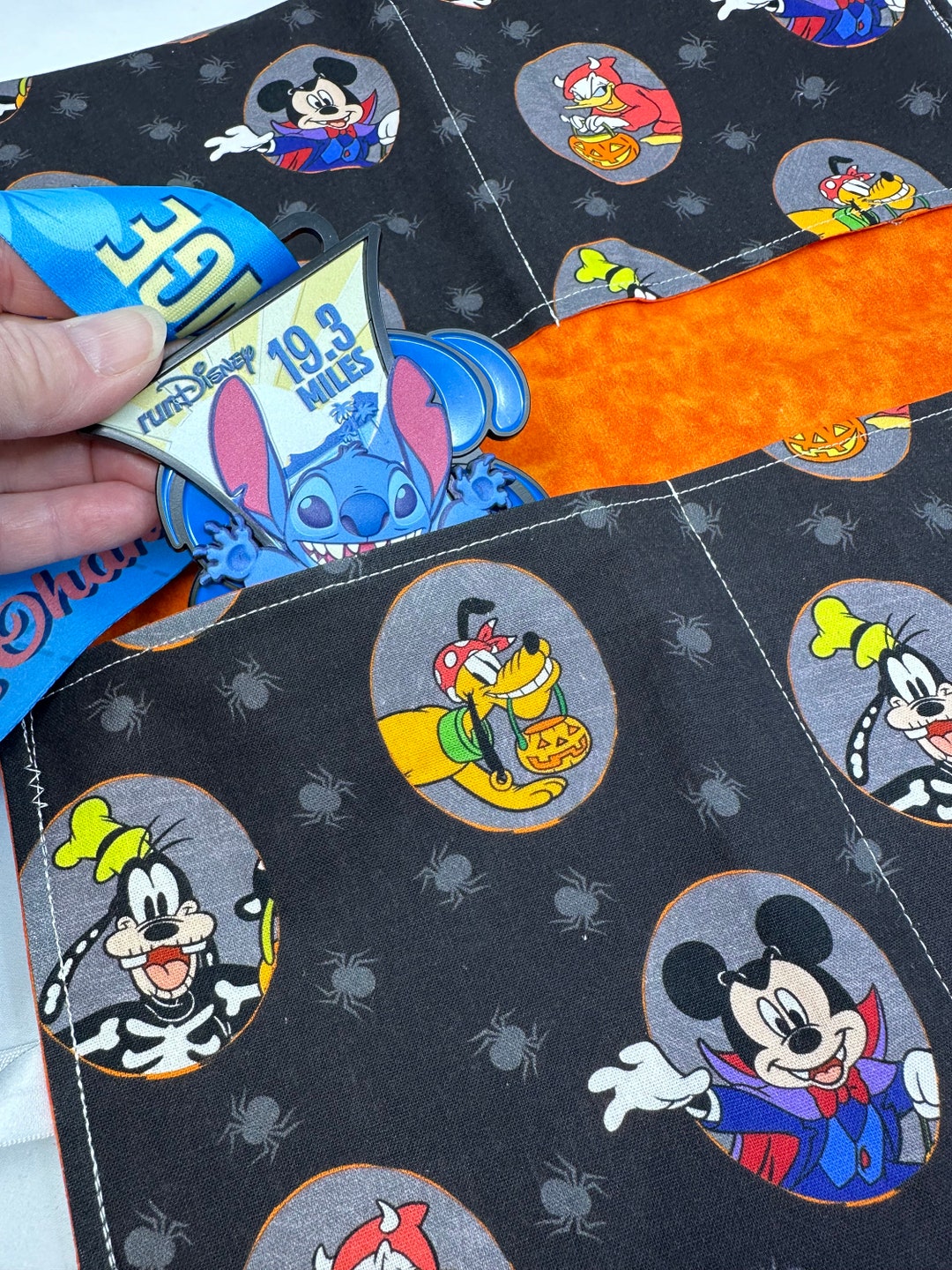 Race Medal Bag 4 Medals Holder Carry Case Halloween Race Disney Runner ...