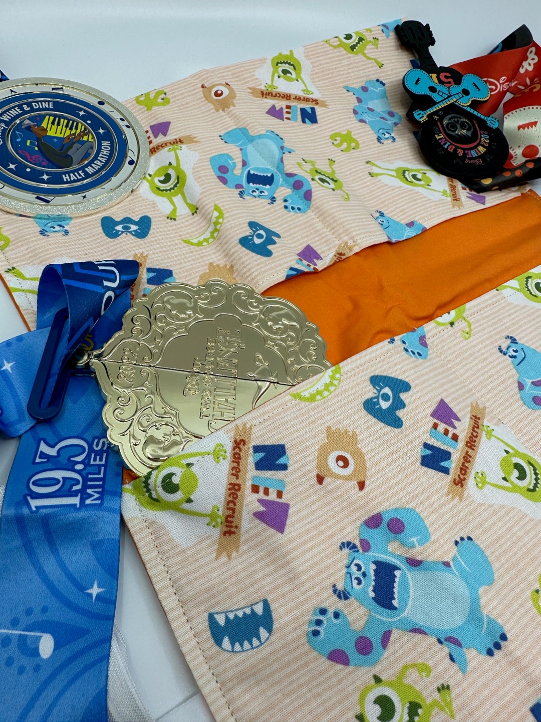 4 Slot Medal Bag Holder Race Medals Safe Keeper Runner Gift Store Race ...