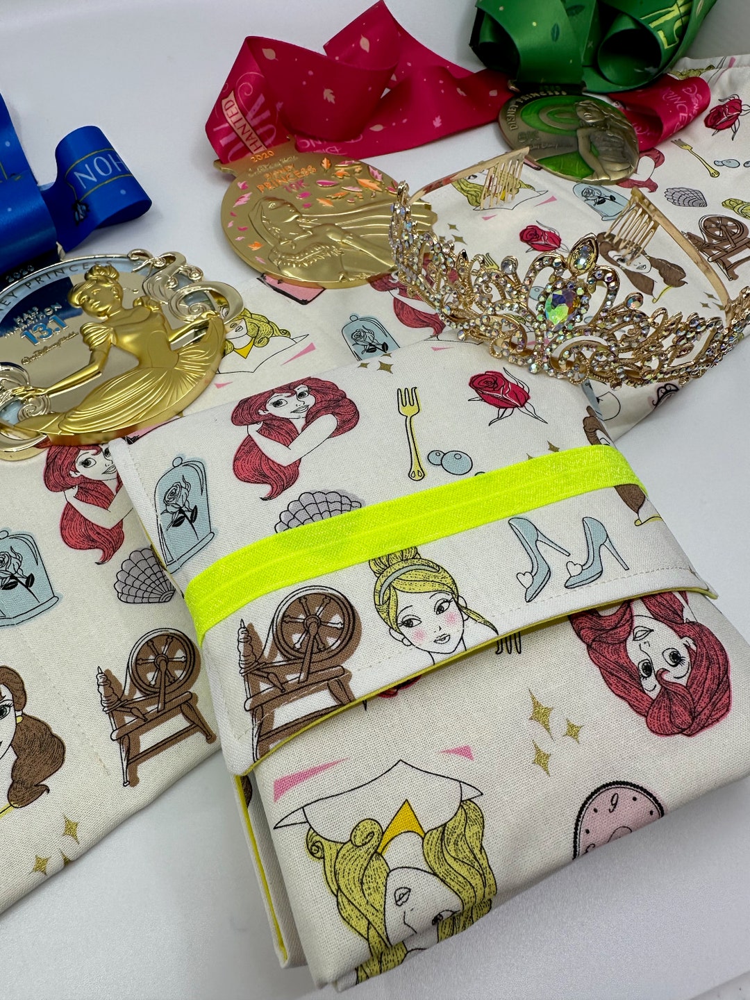 Run Princess Medal Bag Holder 4 Pocket Disney Race Princess Medals ...