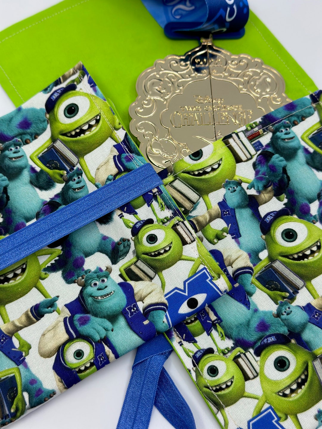 Run Disney 1 Pouch Medal Bag Ace Medal Holder Bag Keep Race Medal Safe ...