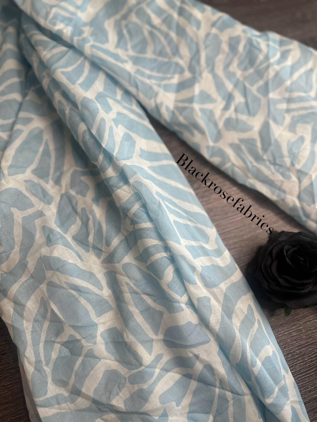 Woven 100% Cotton Voile Print: 4 YD CUT REMNANT White Baby Blue Print ...