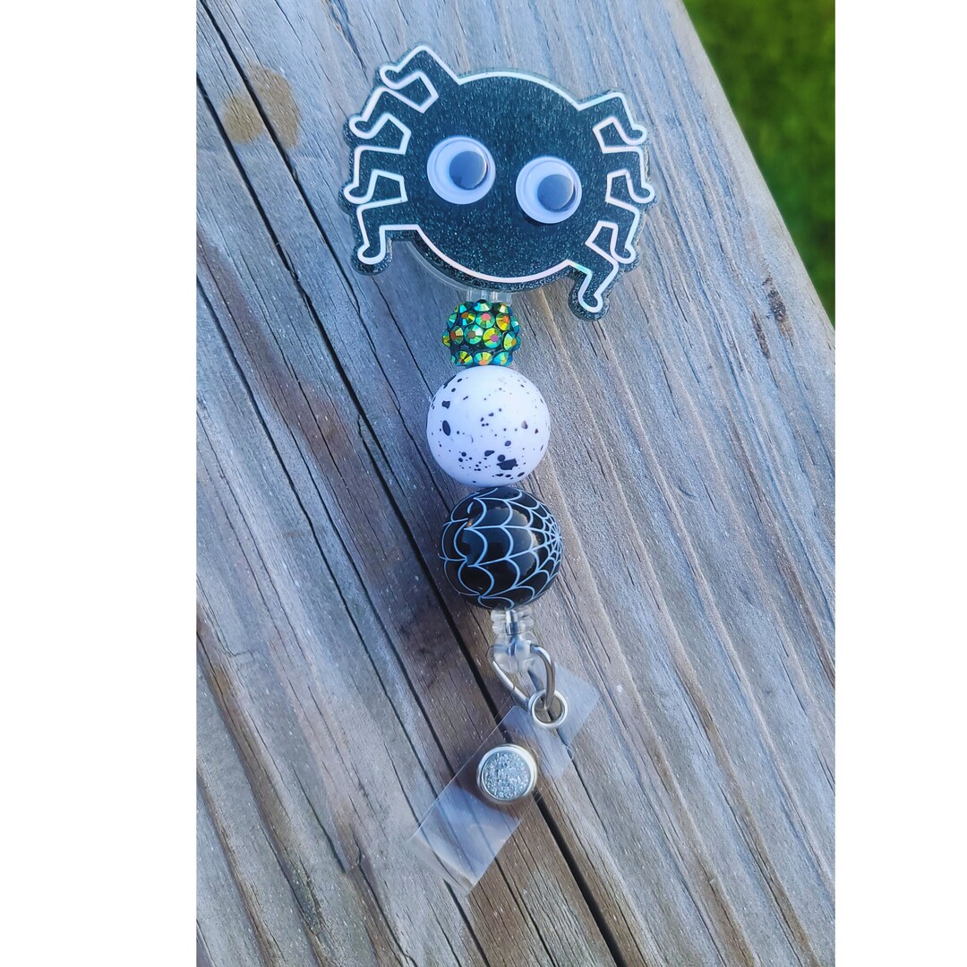 Spider Badge Reel Halloween - Etsy