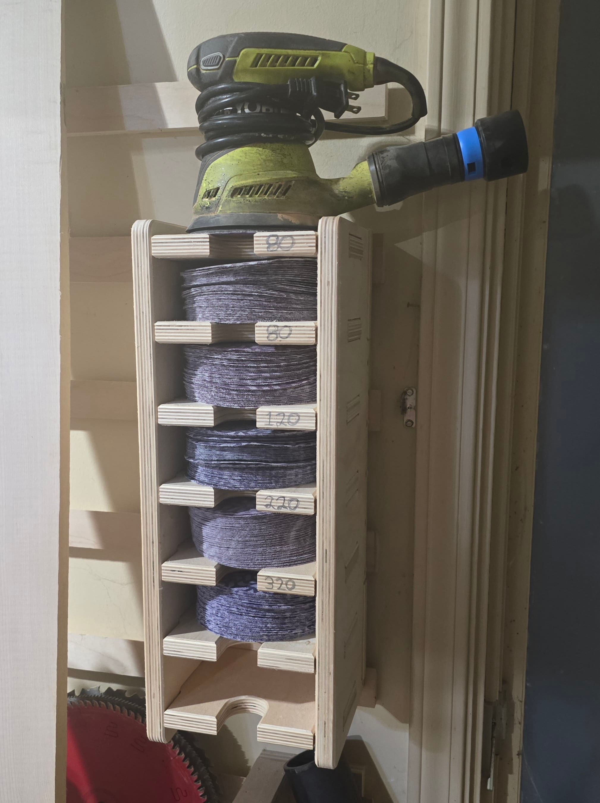 French Cleat Sander and Sandpaper Shelf for 5 in Orbital Sander - Files ...