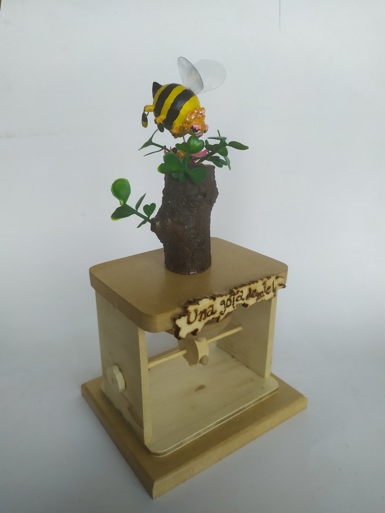 HONEY DROP BEE Automata - Etsy