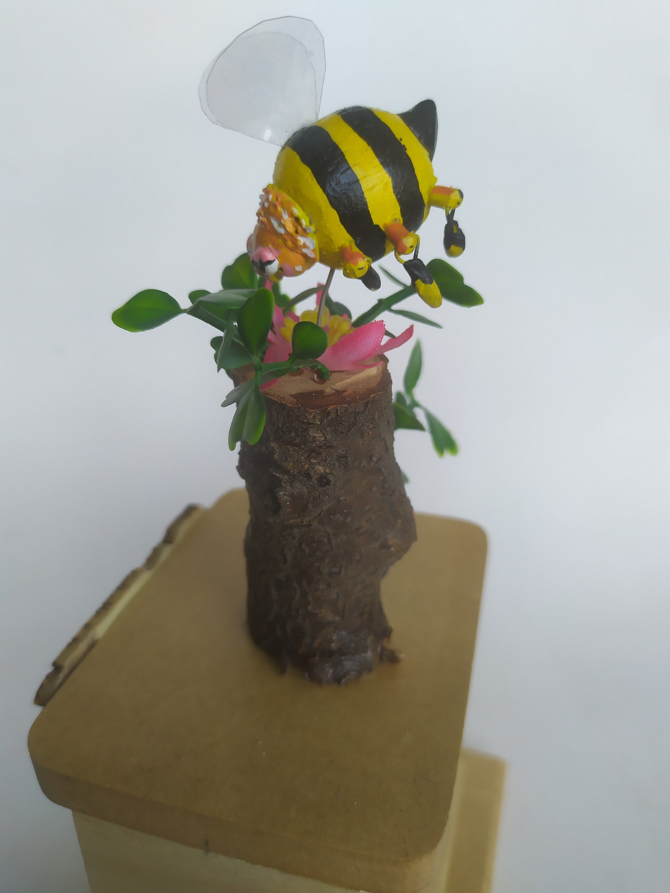 HONEY DROP BEE Automata - Etsy