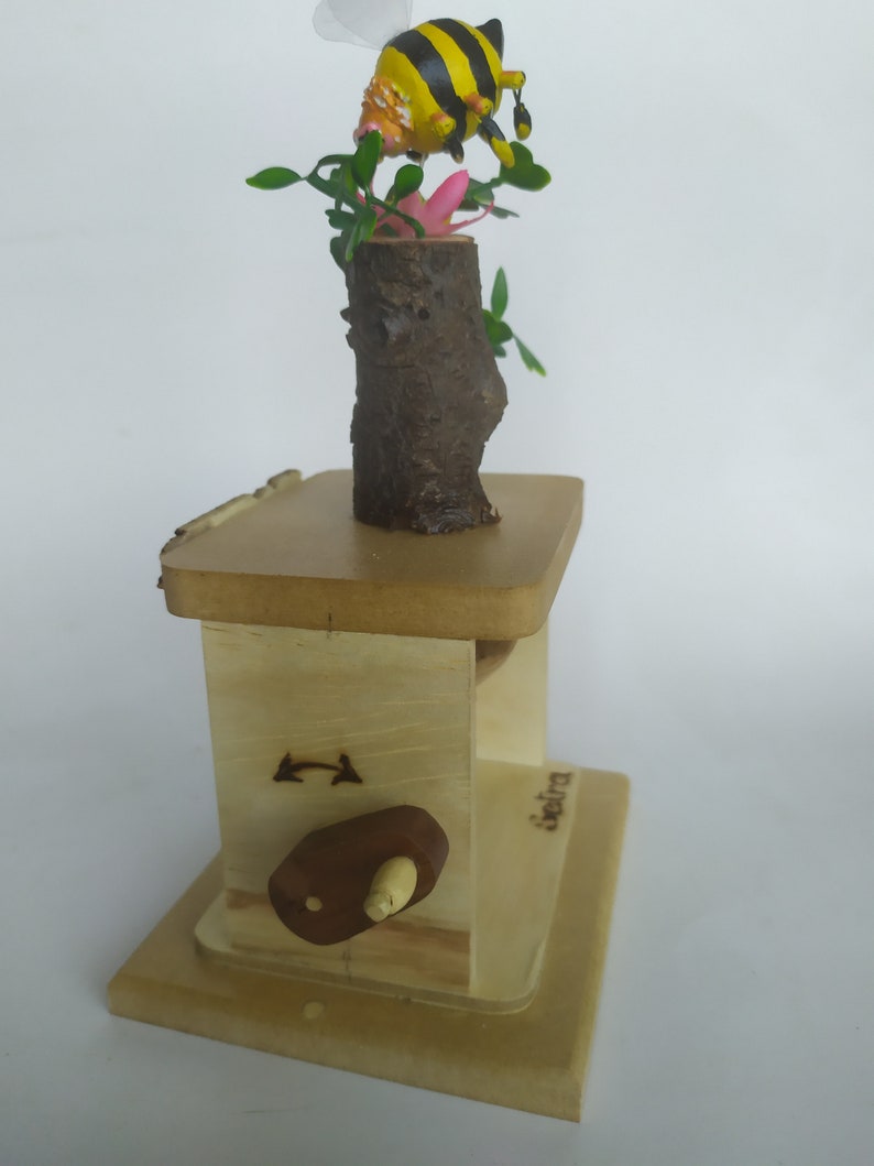 HONEY DROP BEE Automata - Etsy