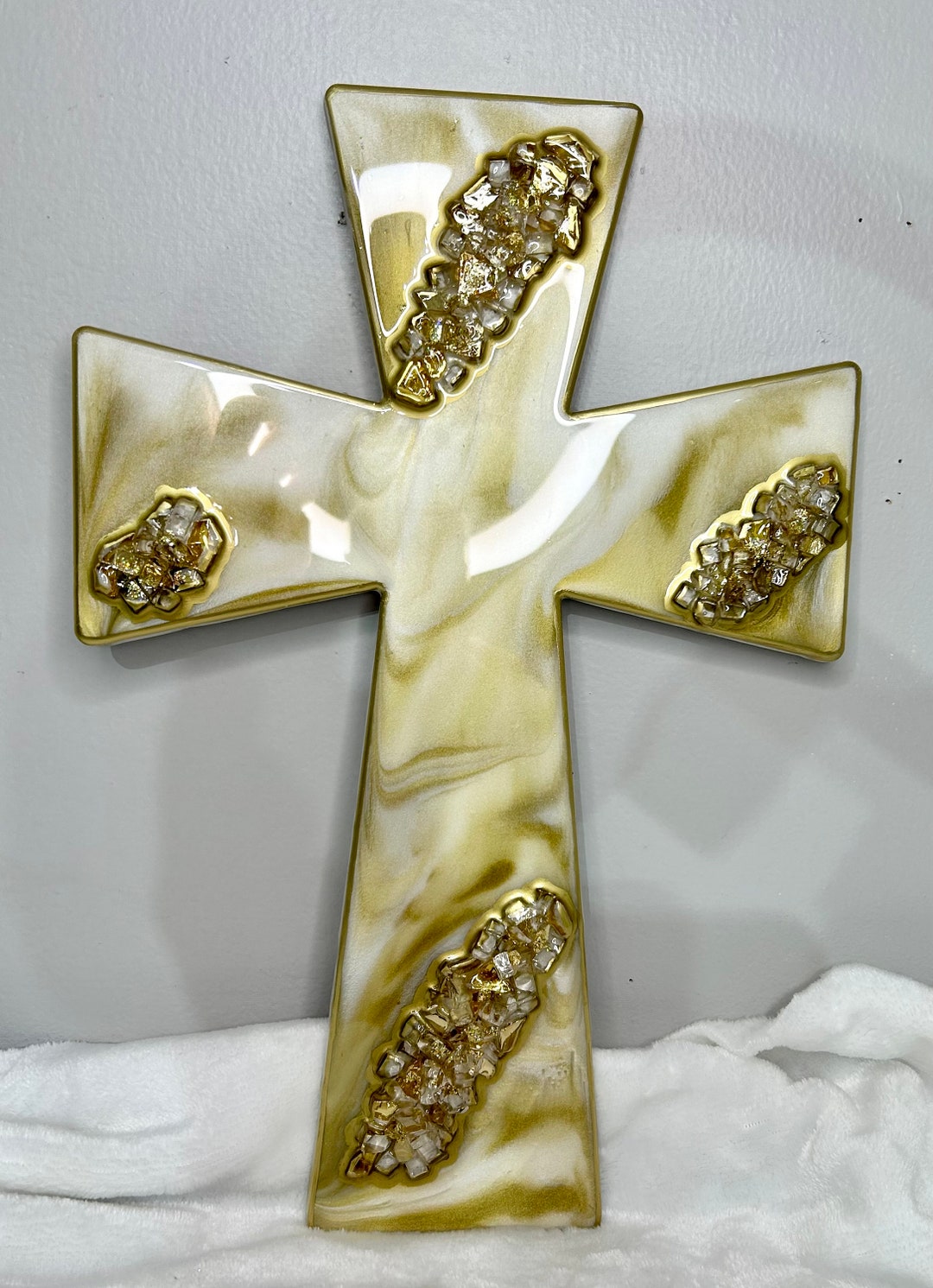 Cross Resin Art, Religious Geode Inspired Wall Hanging on Wood, Crushed ...